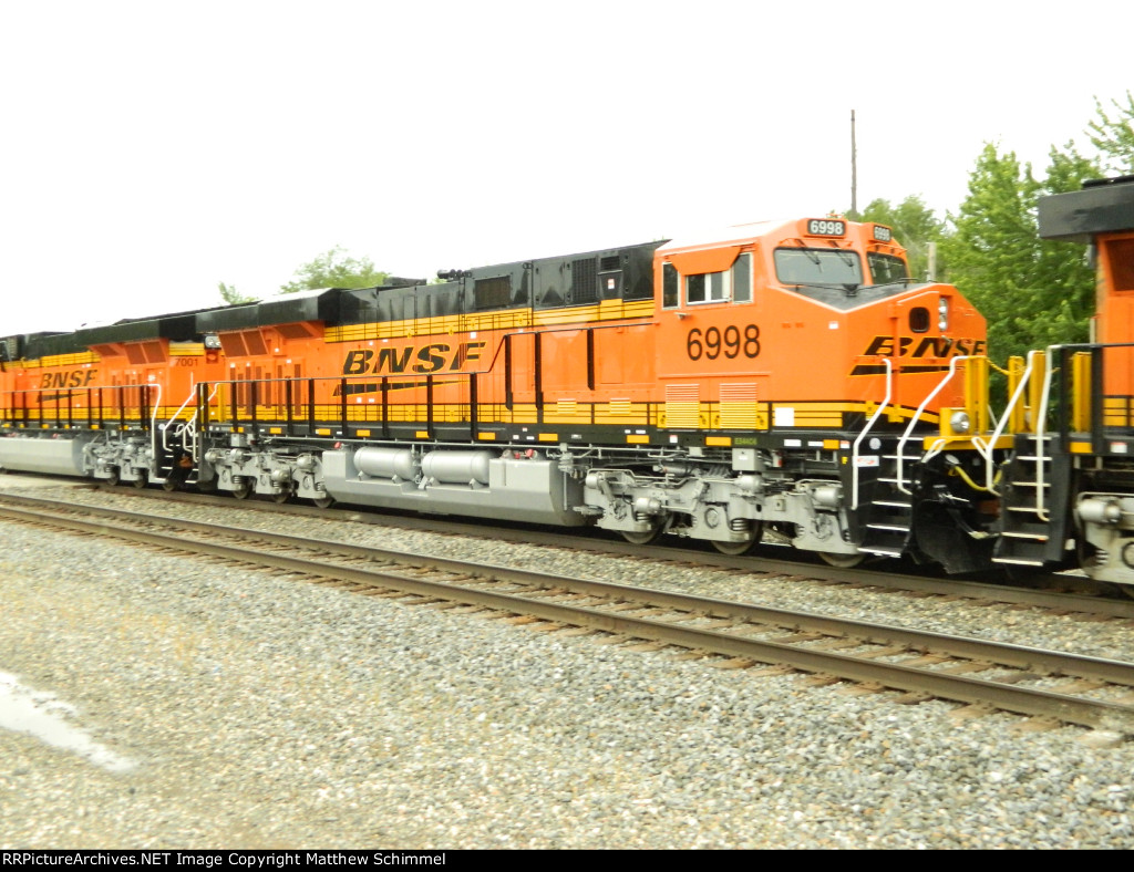 BNSF 6998!!